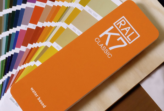 Farbstandards für individuelle Gestaltungsaufgaben | RAL Farben